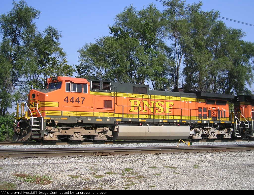 BNSF 4447 On CSX Q 501-14 Southbound